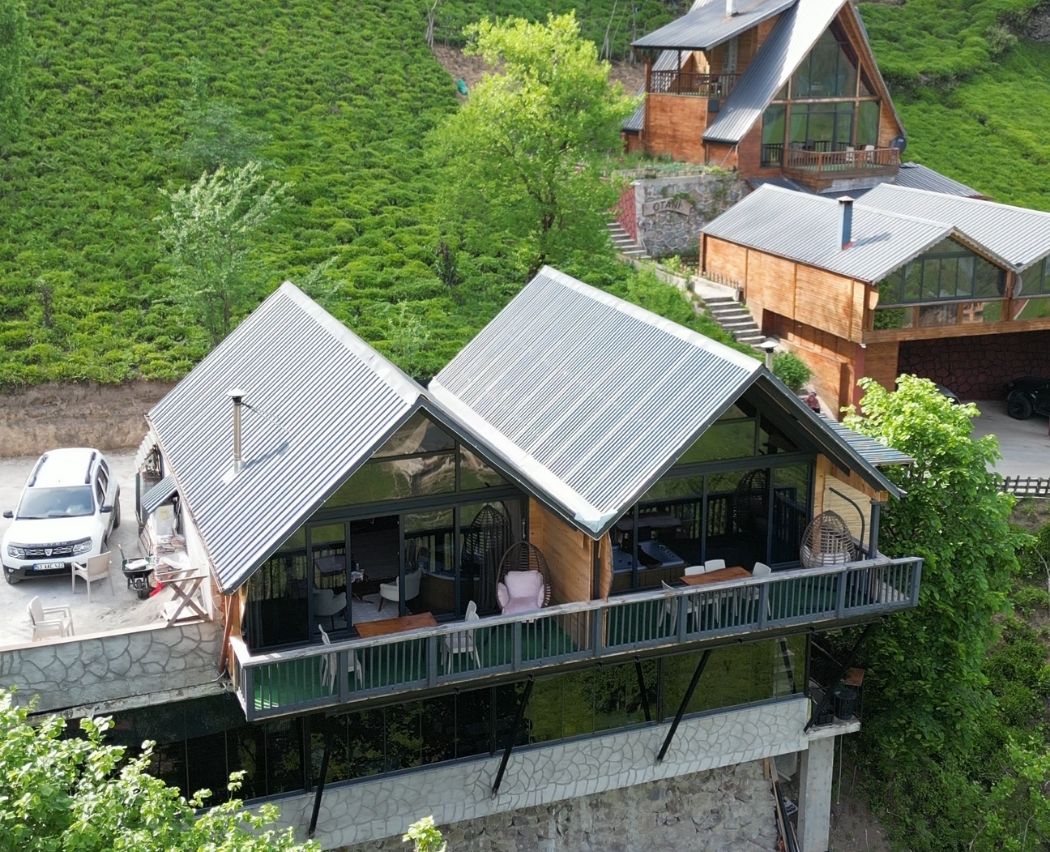 Çay Bahçesi Manzaralı Bungalovlar - Karadeniz Dağ Evleri