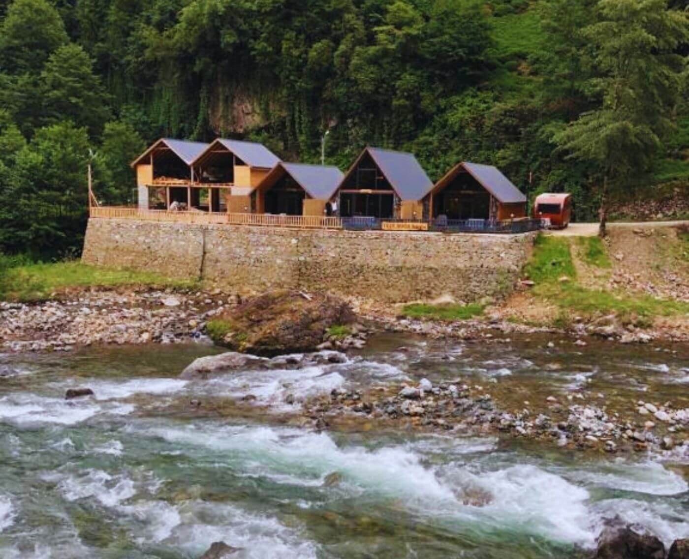 Aile Bungalovları - Karadeniz Dağ Evleri